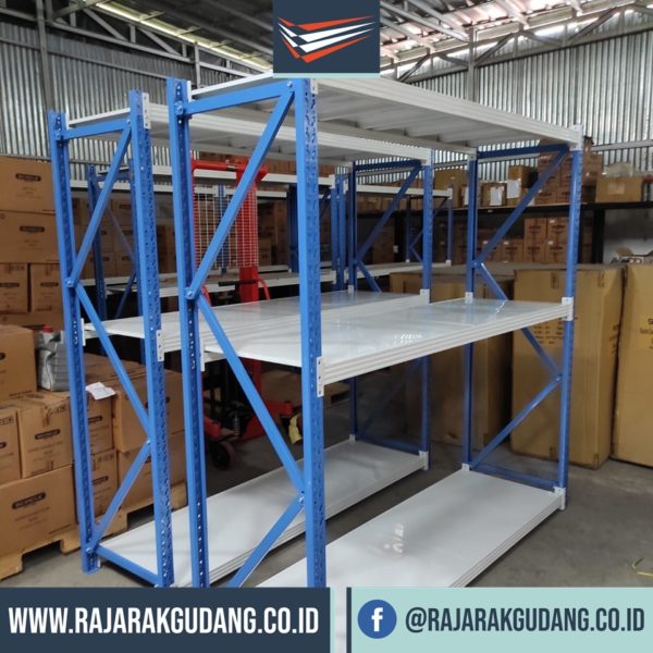Rak Gudang Serbaguna Bahan Besi Untuk Keperluan Penyimpanan Barang di ...
