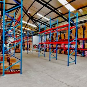 RAK BESI GUDANG UKURAN BESAR BEBAN 2 TON / LAYER TIPE RR2000