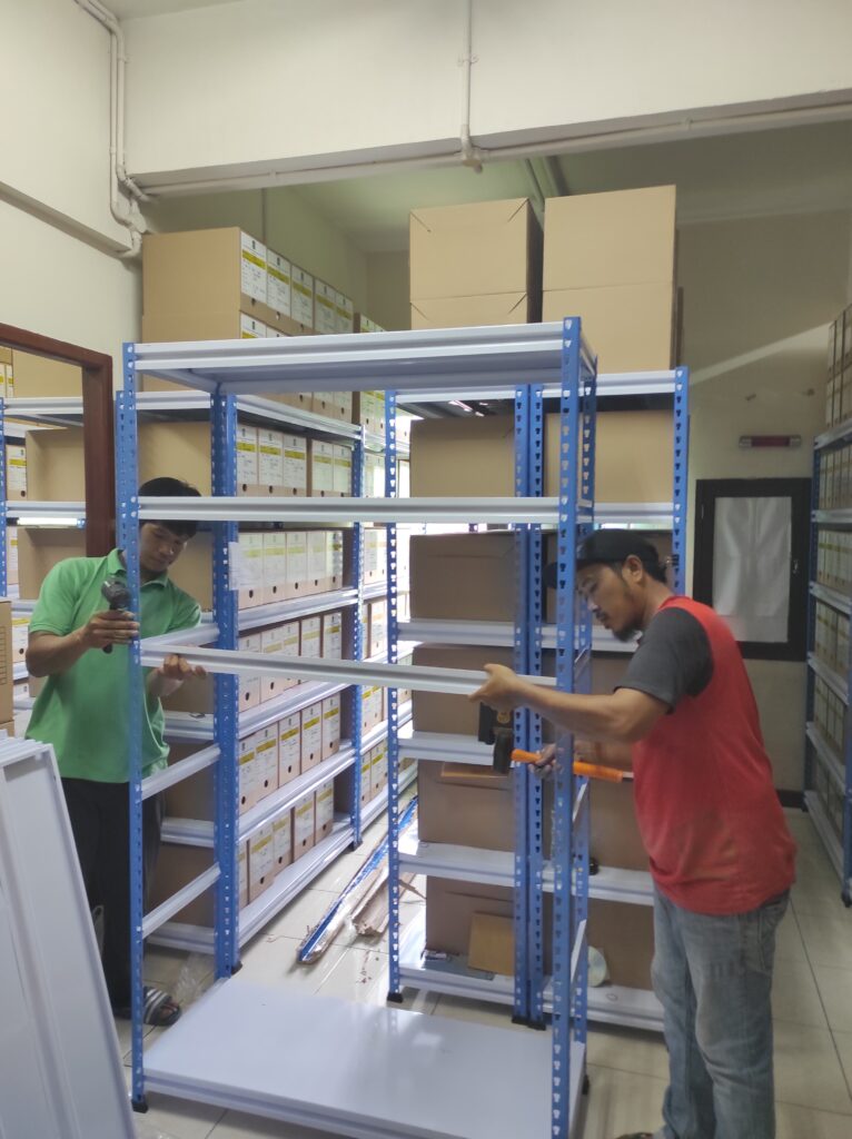 RAK BESI SIKU LUBANG GUDANG SLOTTED ANGLE TIPE STALLUM 100